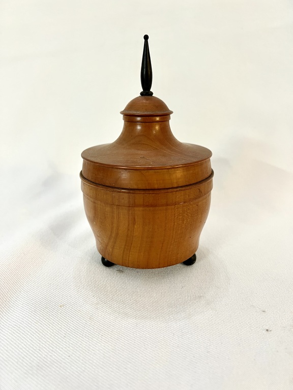 Small Wood Treen Box with Lid | Antiques Board