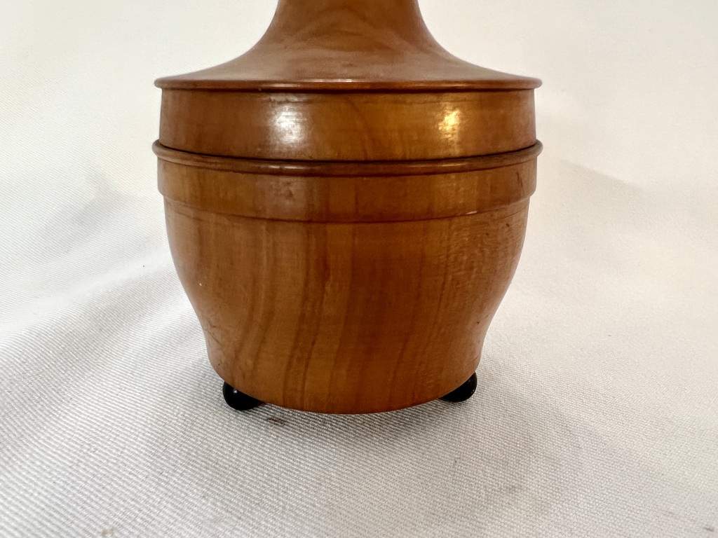 Small Wood Treen Box with Lid | Antiques Board