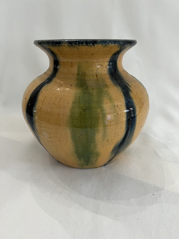 2 More Pots | Antiques Board