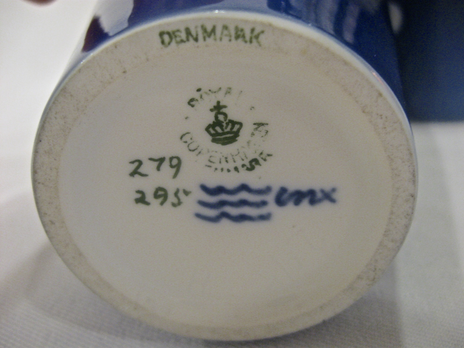 Help with Flower ID & Marks on Royal Copenhagen Vases | Antiques Board