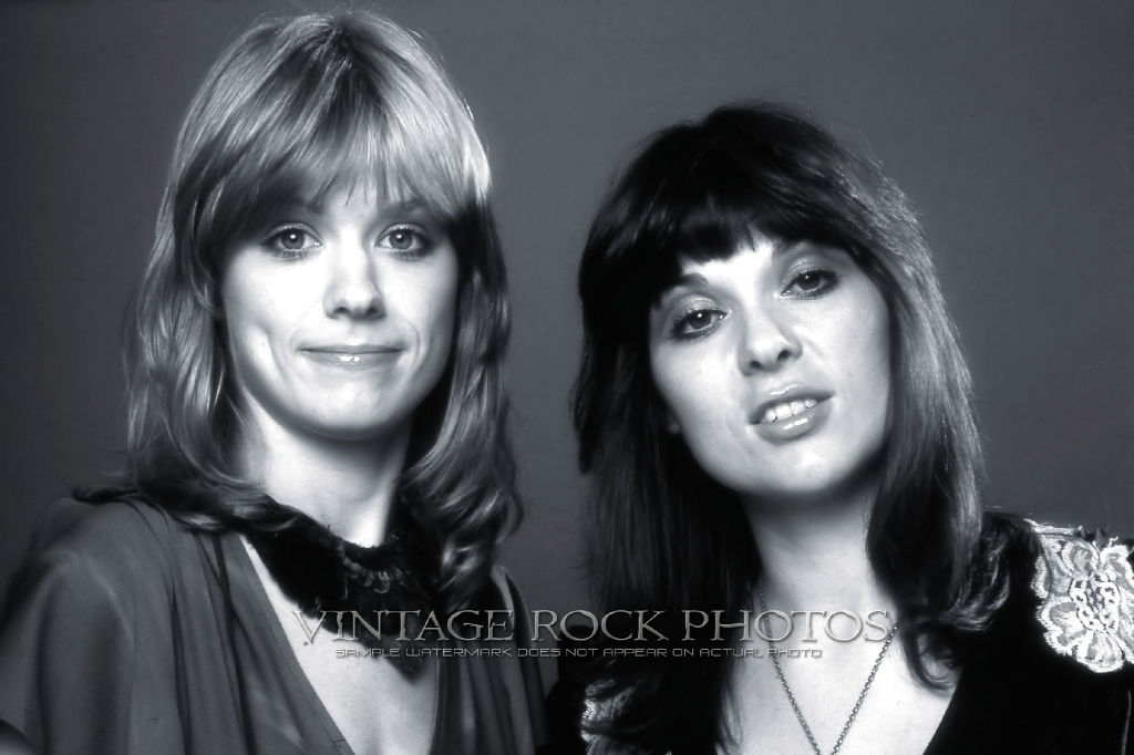 Nancy & Ann Wilson Heart Poster Size Photo 20x30 inch '70s Canon Print ...