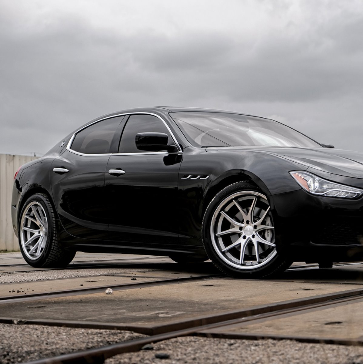 (4) 19x8.5 FERRADA FR2 SILVER / CHROME LIP CONCAVE WHEELS RIMS (B1) | eBay