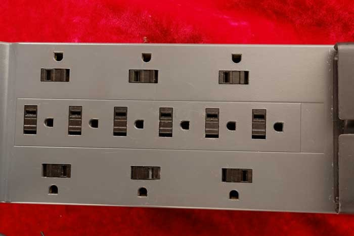 2* BELKIN 12 OUTLET POWER STRIP Relocatable Power Taps Transient Surge ...